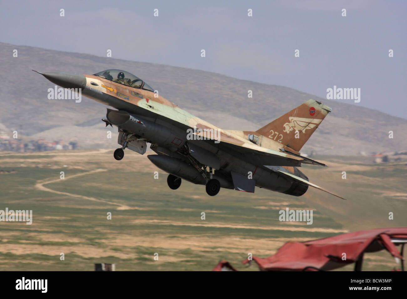 Israeli Air Force F 16A Fighter jet Stock Photo - Alamy