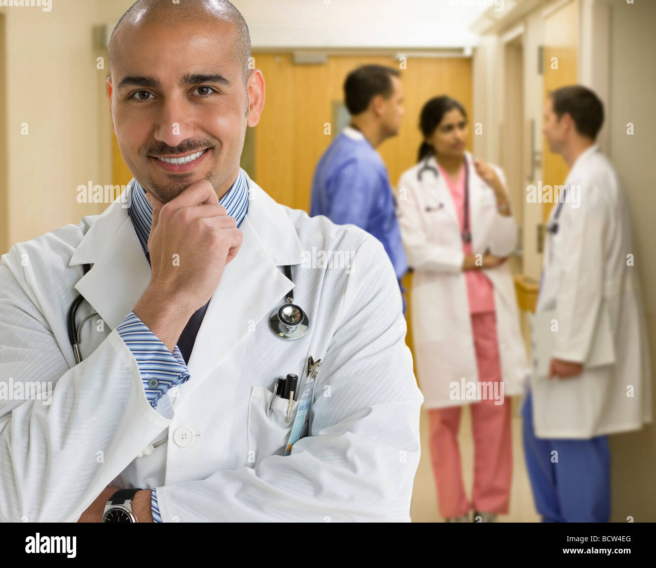 Group doctors standing hospital hi-res stock photography and images - Alamy