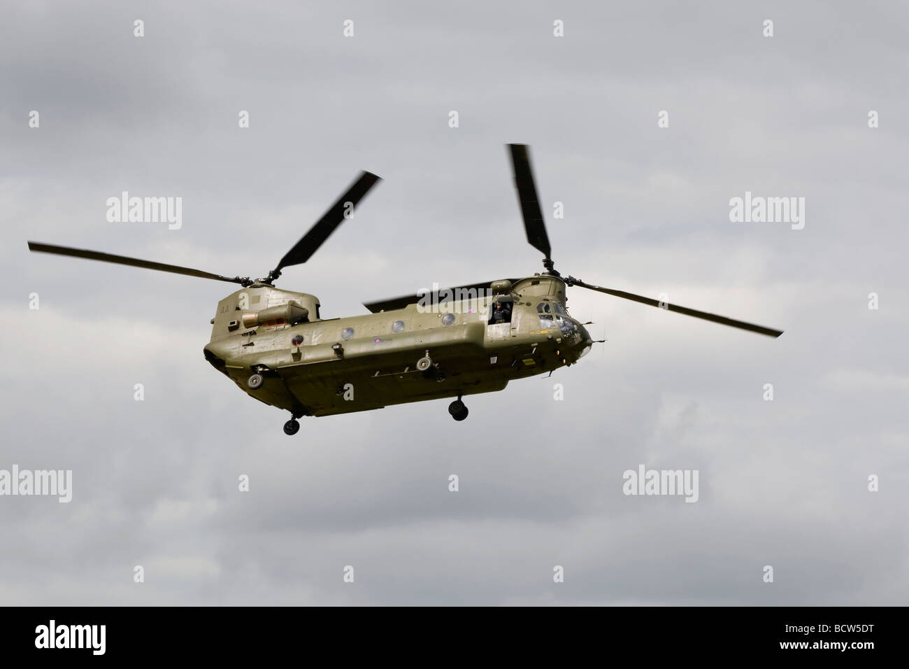 An RAF Boeing CH47 Chinook heavy lift helicopter Stock Photo - Alamy