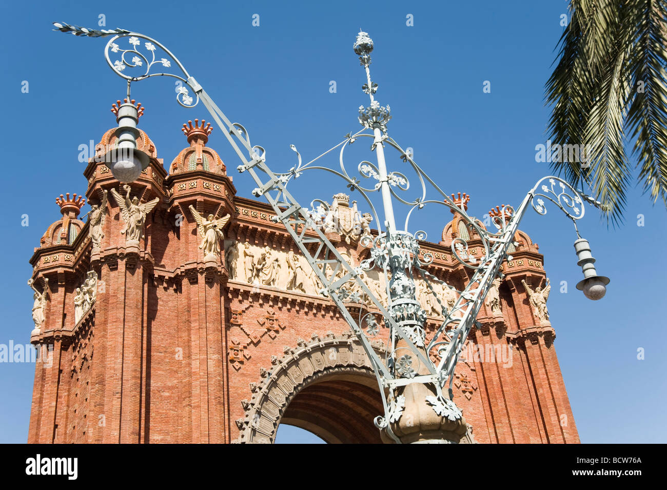 Parc de la Ciutadella Arc de Triomf or Triumphal Arch Barcelona ...