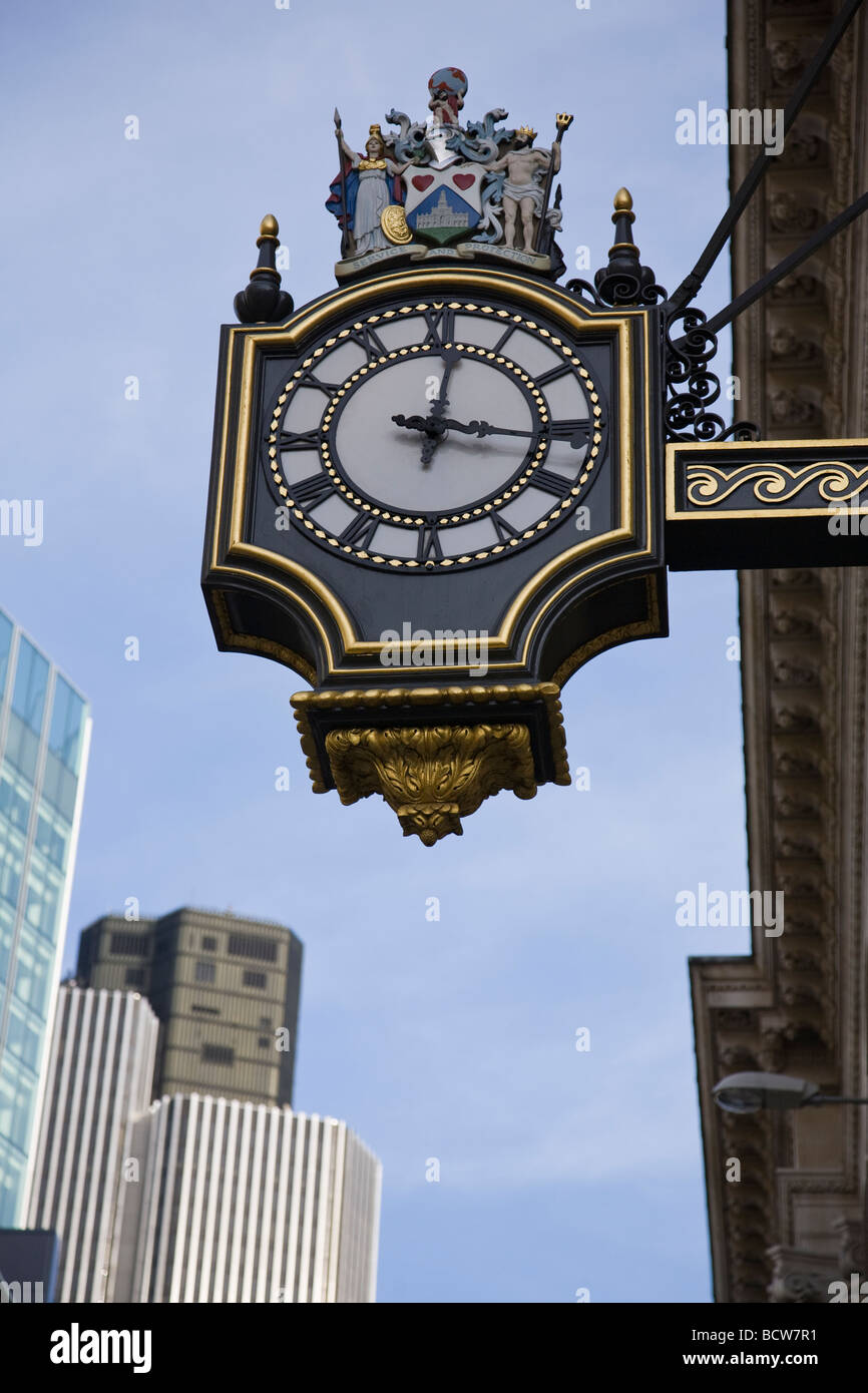 Royal exchange clock hi-res stock photography and images - Alamy