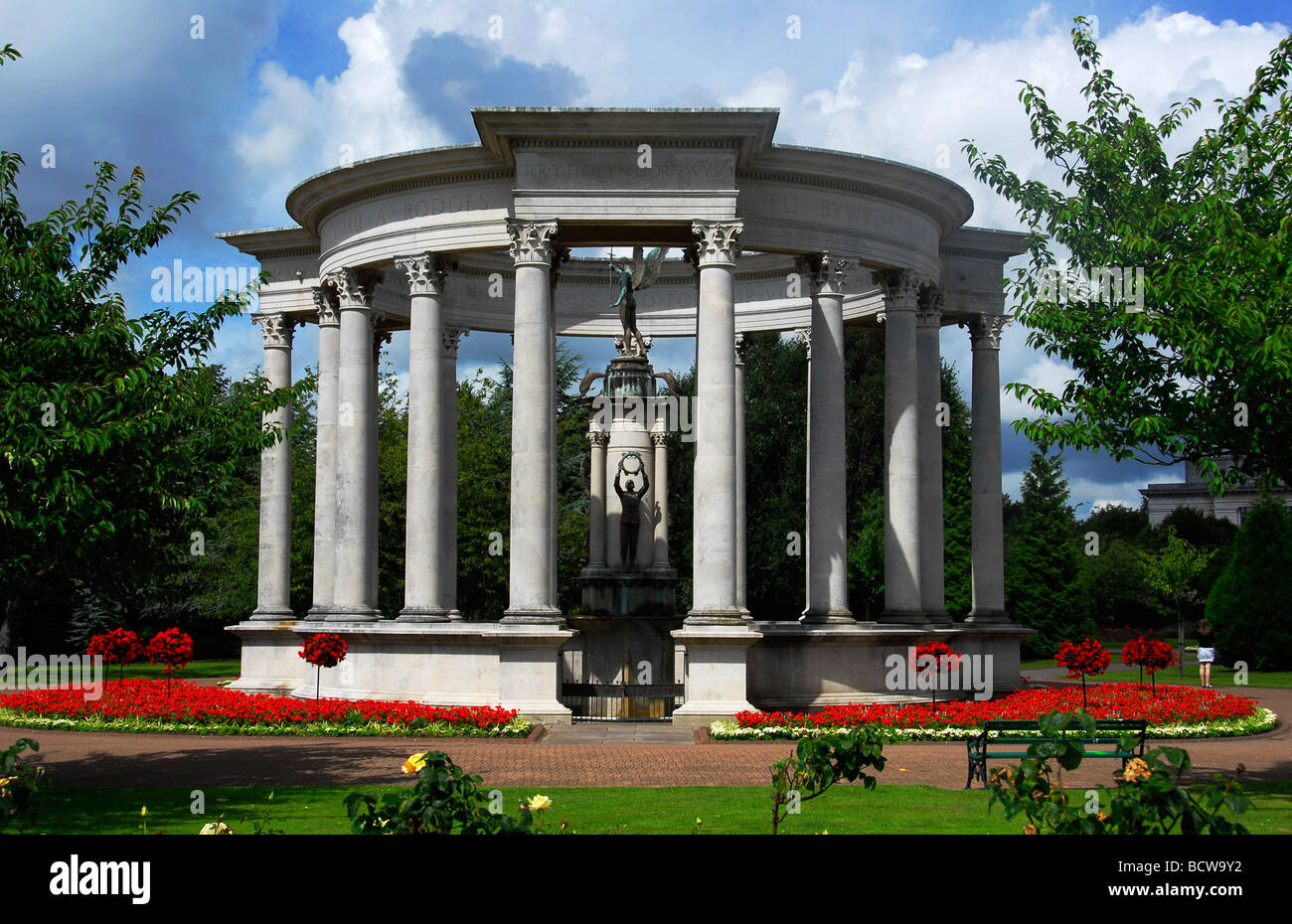 Memorial cenotaph hi-res stock photography and images - Alamy