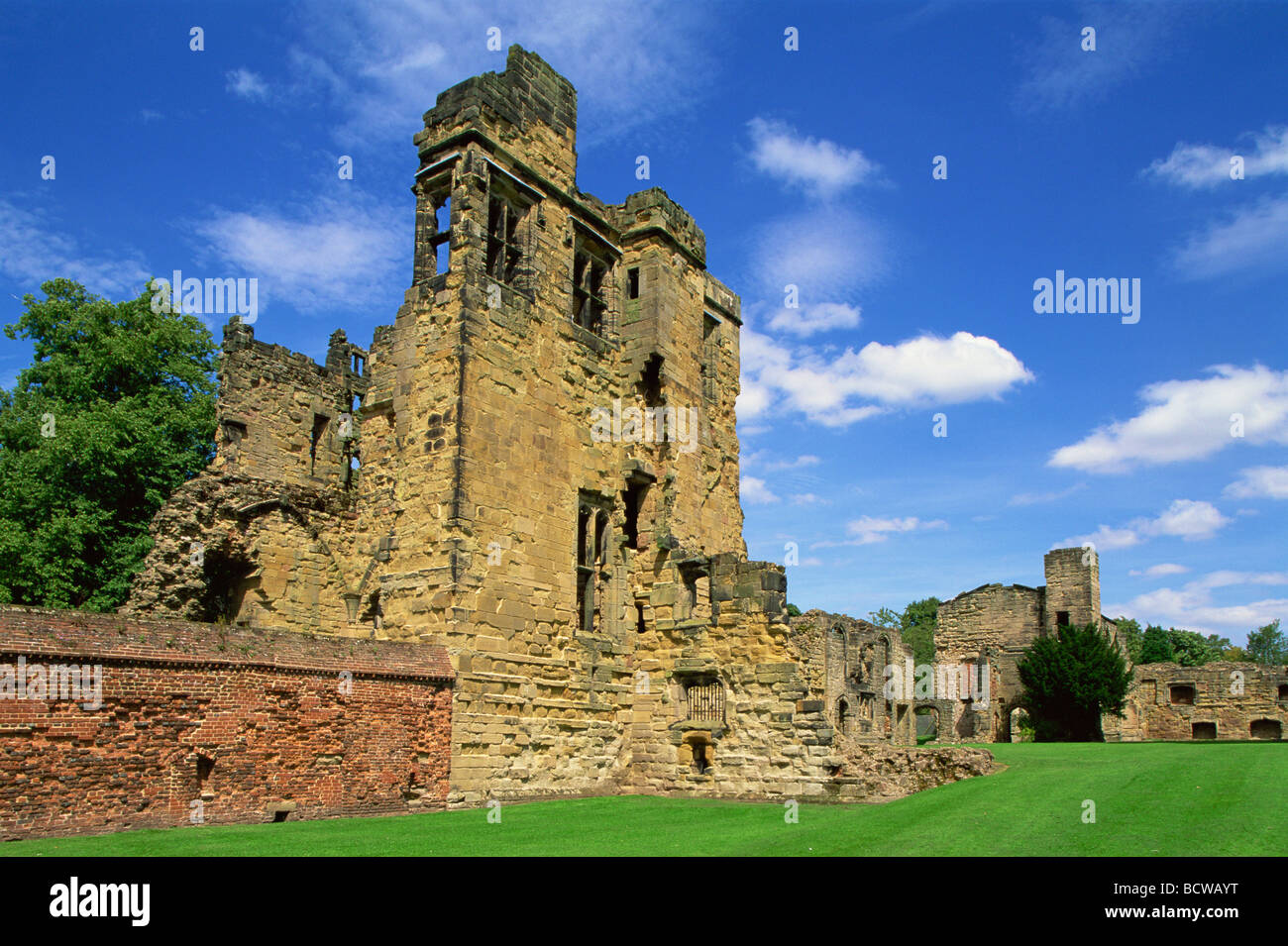 Ruins of a castle, Ashby-De-La-Zouch Castle, Ashby-De-La-Zouch ...