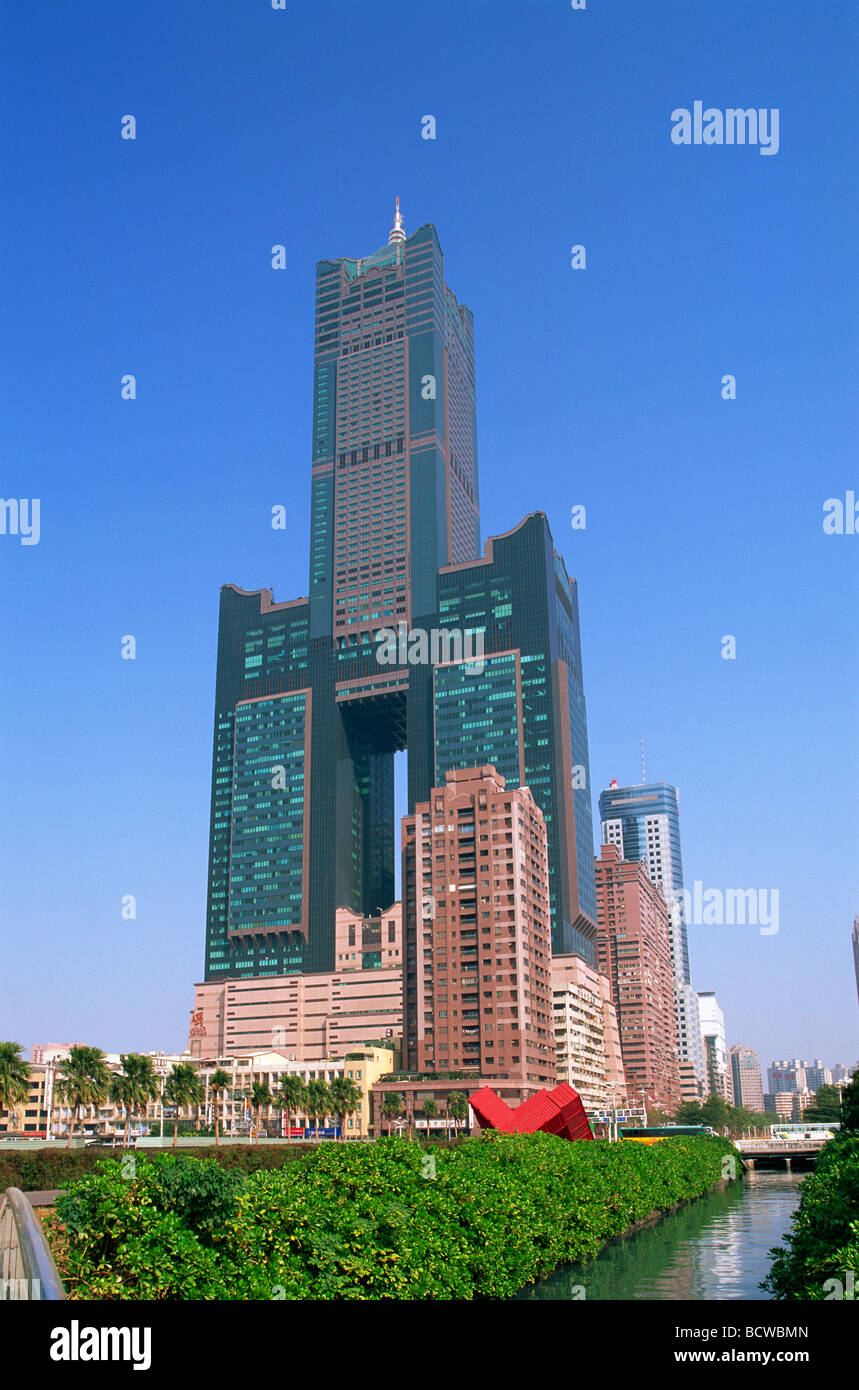 Taiwan,Kaohsiung,85 Sky Tower Building Stock Photo - Alamy