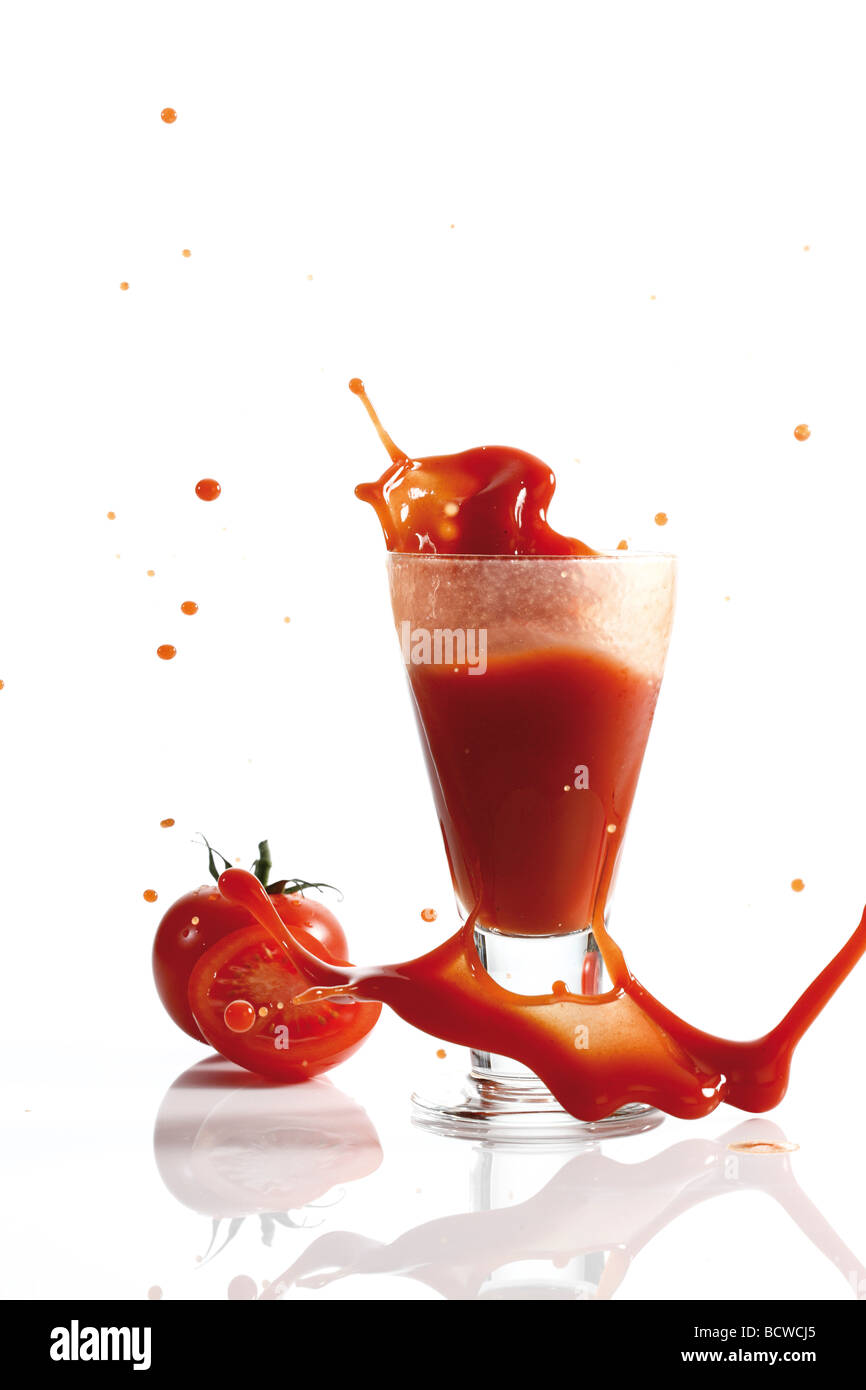 Tomato juice, splash Stock Photo - Alamy