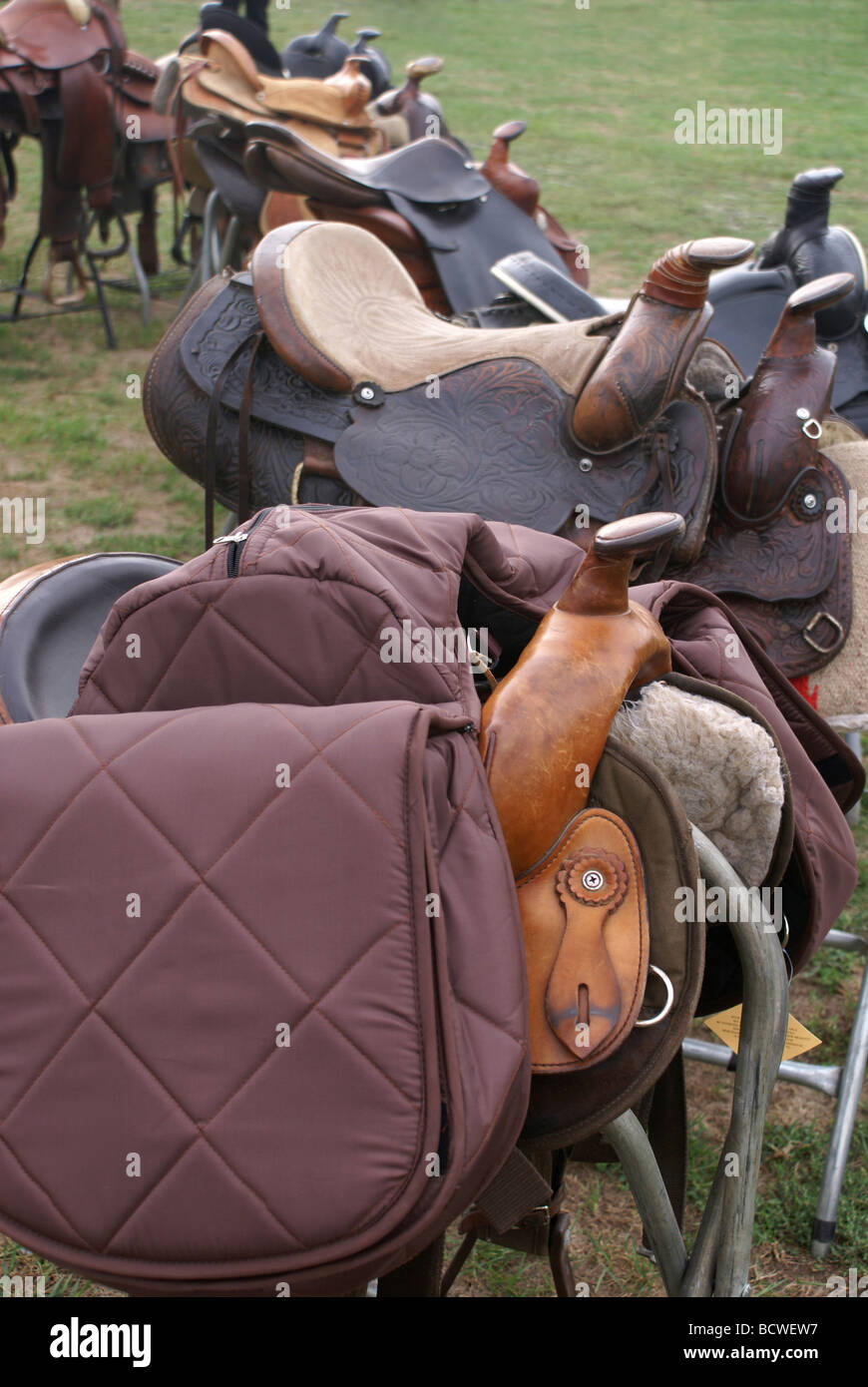 Saddles on display hi-res stock photography and images - Alamy