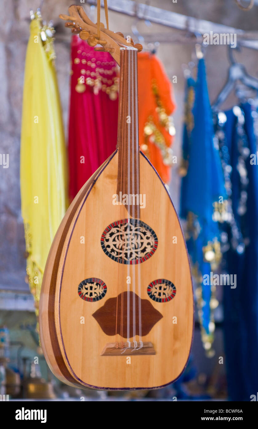 Mandolin Shop High Resolution Stock Photography and Images - Alamy