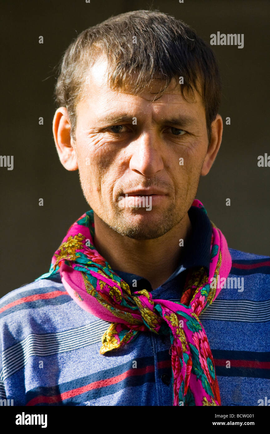 Uzbek Man in Bukhara Uzbekistan Stock Photo - Alamy