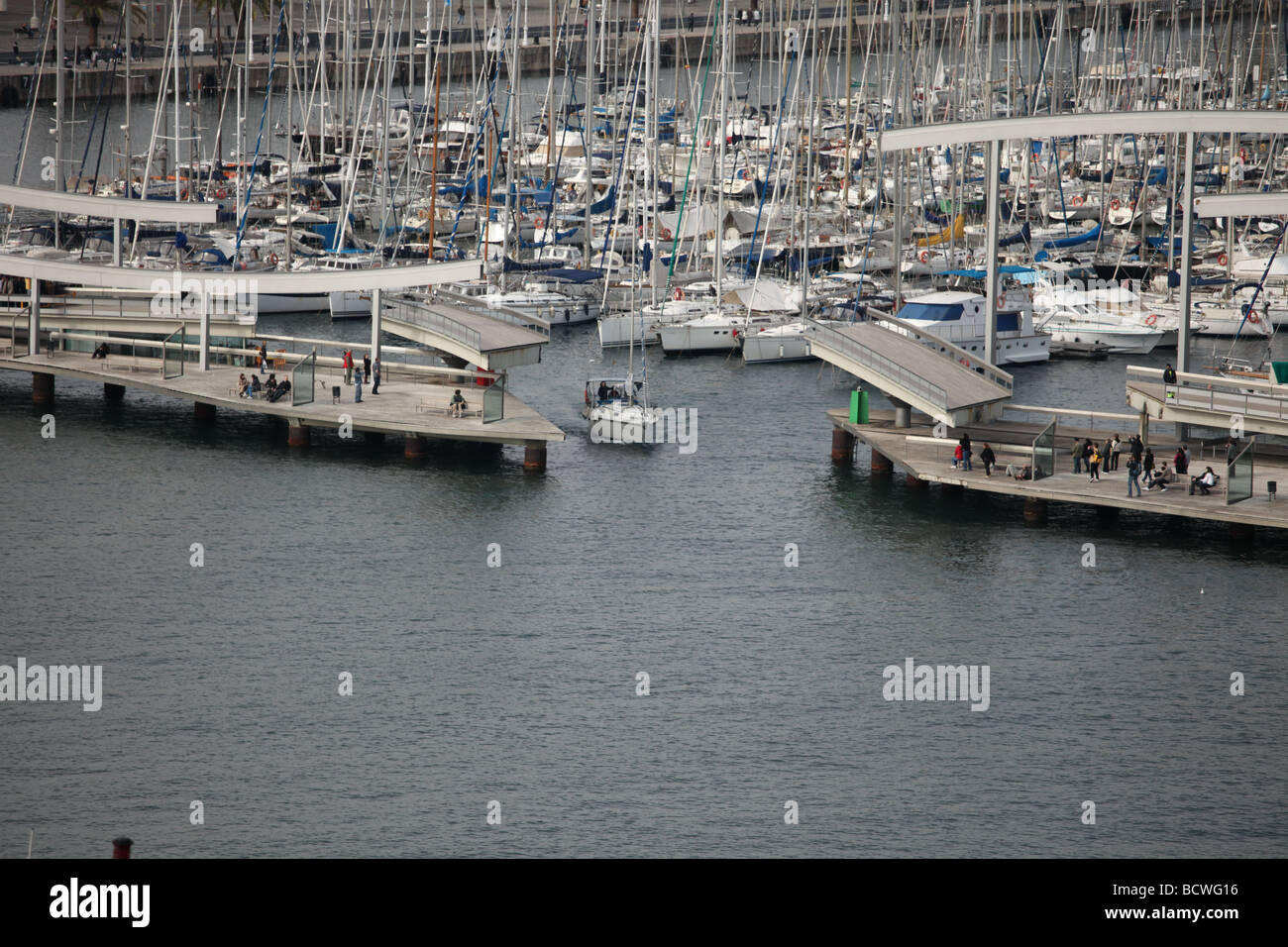 Barcelona water harbour boats bridge Stock Photo - Alamy