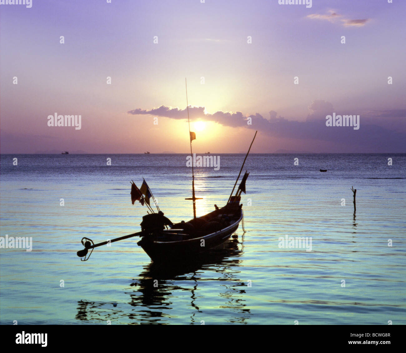 THAI - ISLAND OF KOH SAMUI: Sunset at Bophut Bay Stock Photo - Alamy