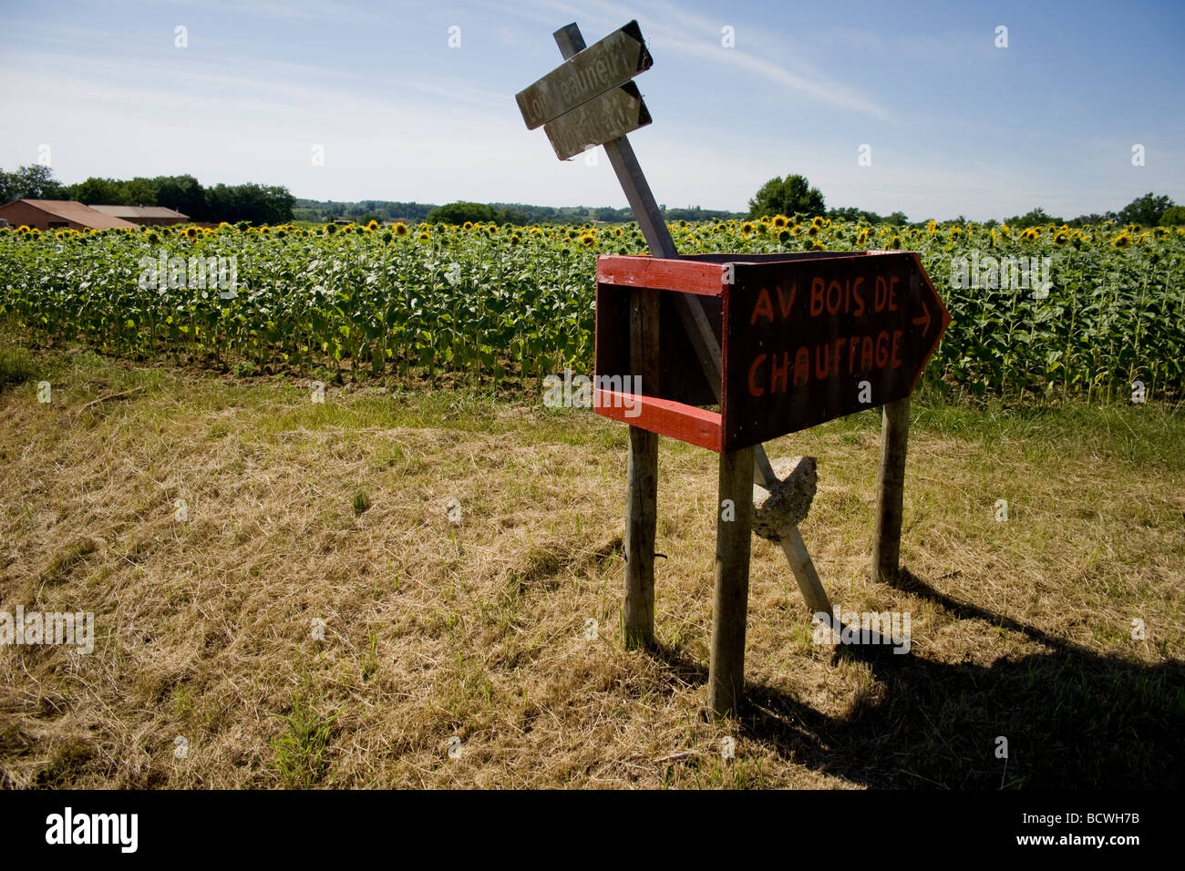 Countryside france farm hi-res stock photography and images - Alamy