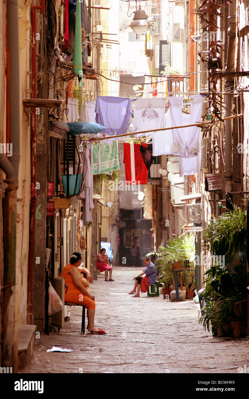 typical Neapolitan backstreet Naples Spaccanapoli Stock Photo - Alamy