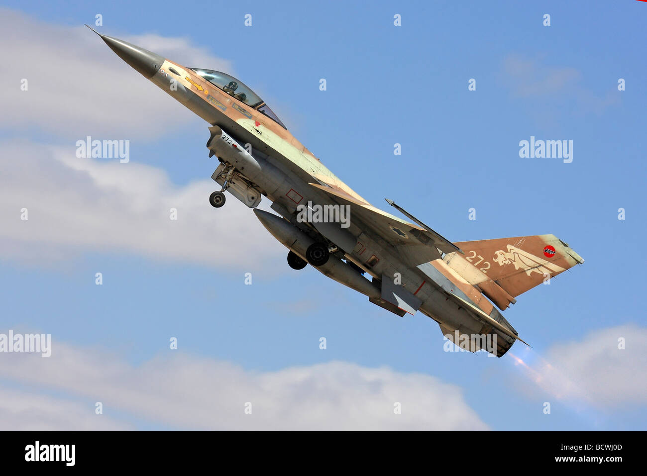 Israeli Air Force F 16A Fighter jet Stock Photo - Alamy