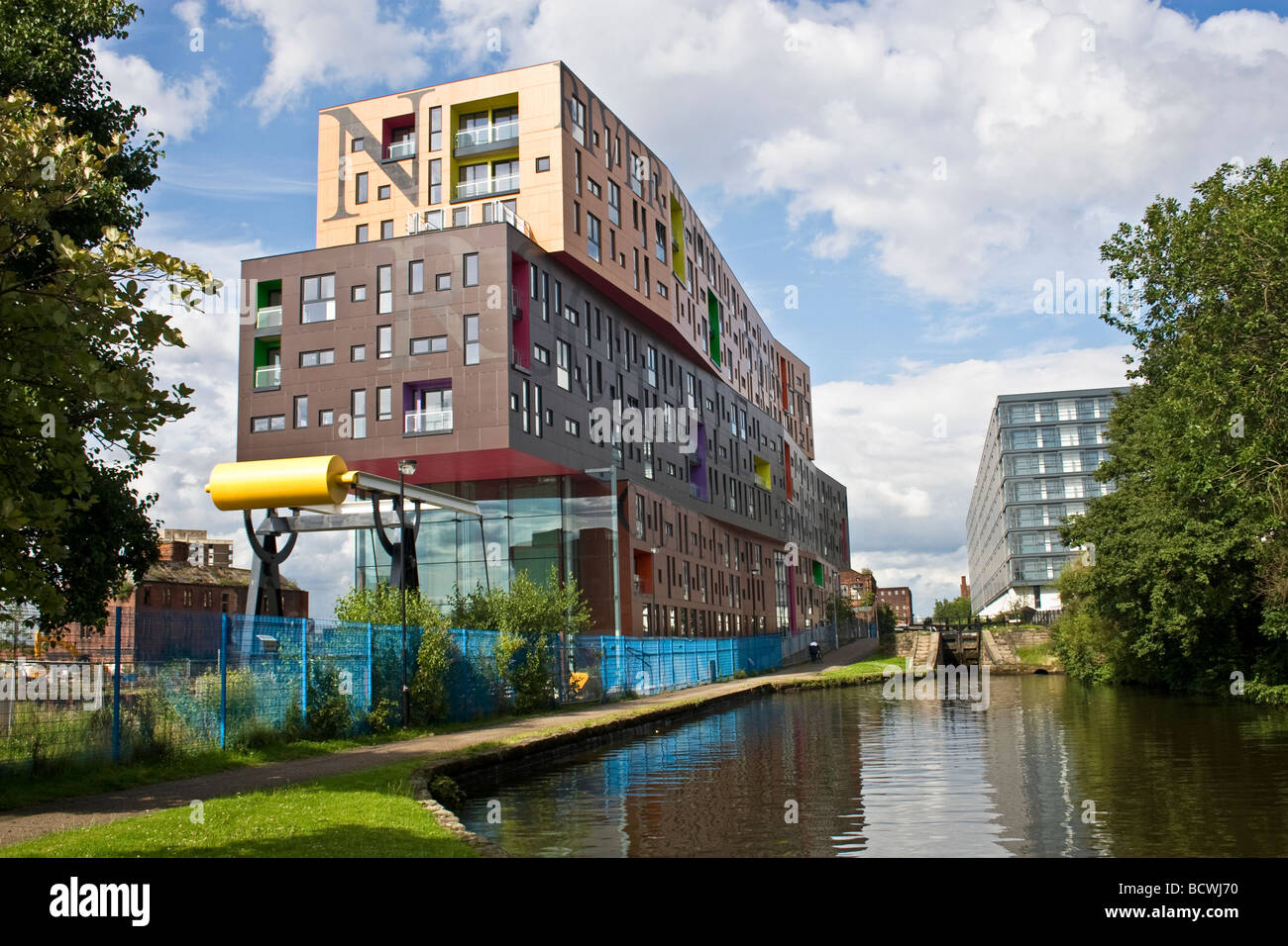 Chips building, new apartments alongside Ashton Canal, New Islington ... Chips building, new apartments alongside Ashton Canal, New Islington ...