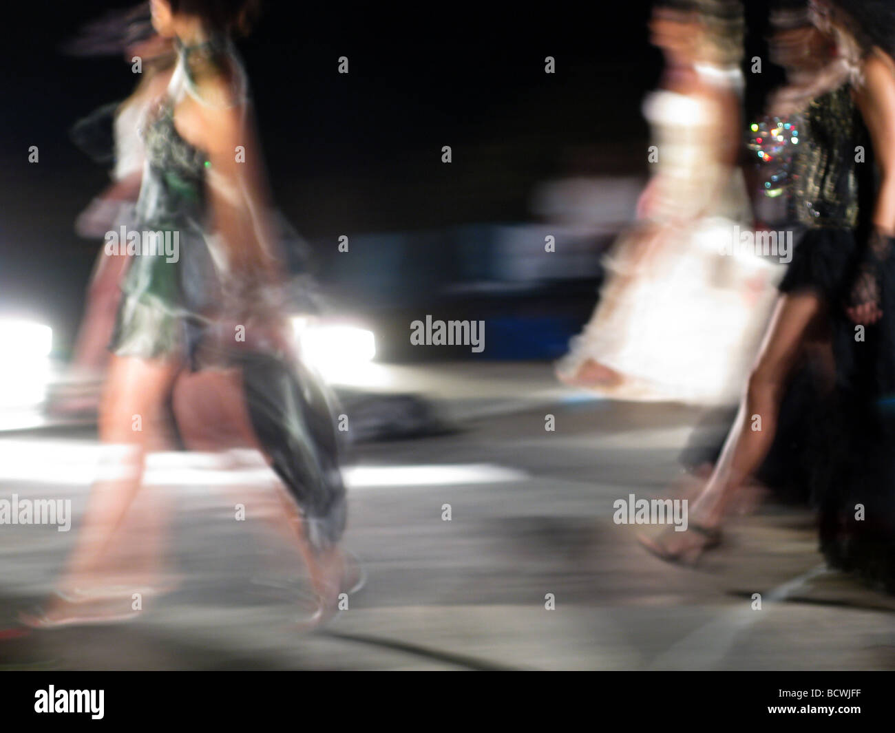 female models on catwalk at fashion show Stock Photo - Alamy