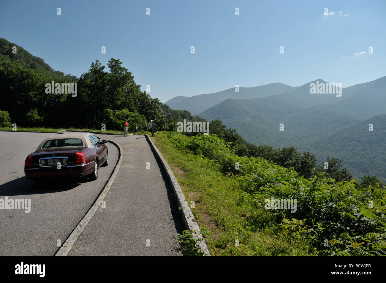 Scenic blue ridge parkway hi-res stock photography and images - Alamy