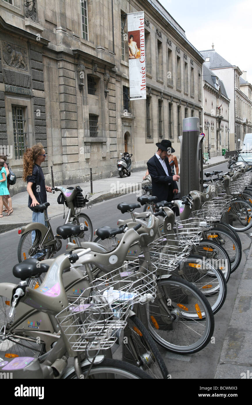Public bicycle rental in paris Stock Photo - Alamy