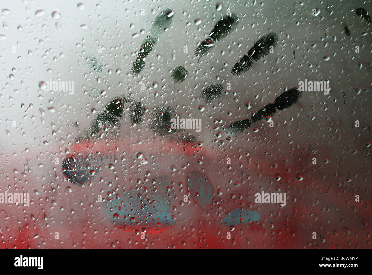 Hand print on steamed up car windscreen Stock Photo - Alamy