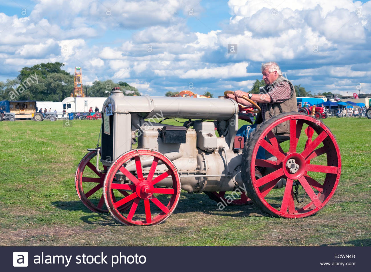 Steam Tractor Uk Stock Photos & Steam Tractor Uk Stock Images - Alamy