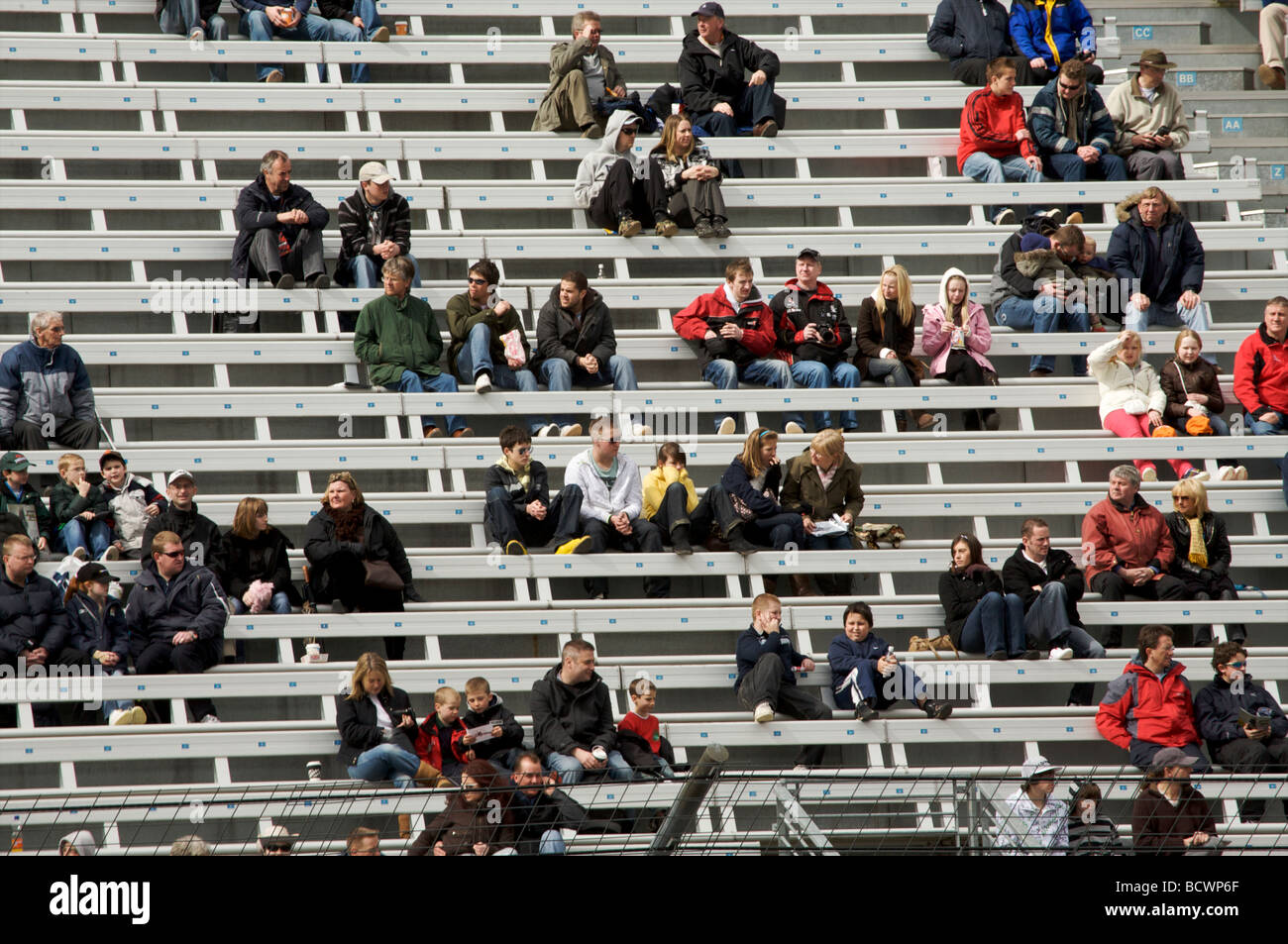 Speedway spectators hi-res stock photography and images - Alamy