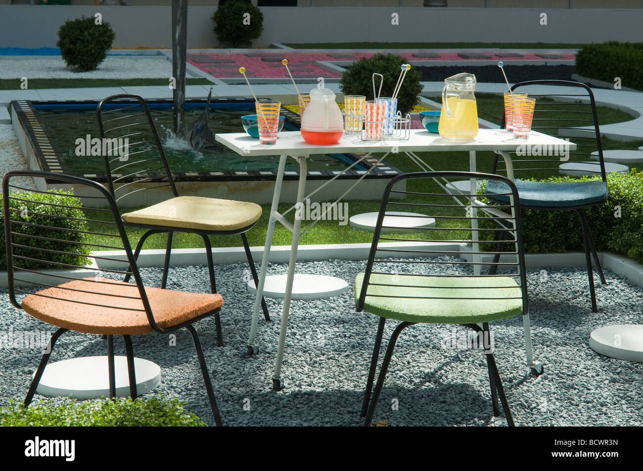 Paris Film Set for My Uncle by Jacques Tati at the Museum of Modern Art ...