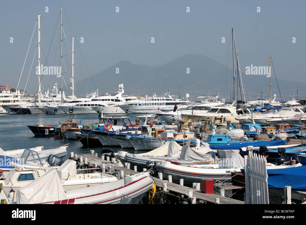Mergellina harbour hi-res stock photography and images - Alamy