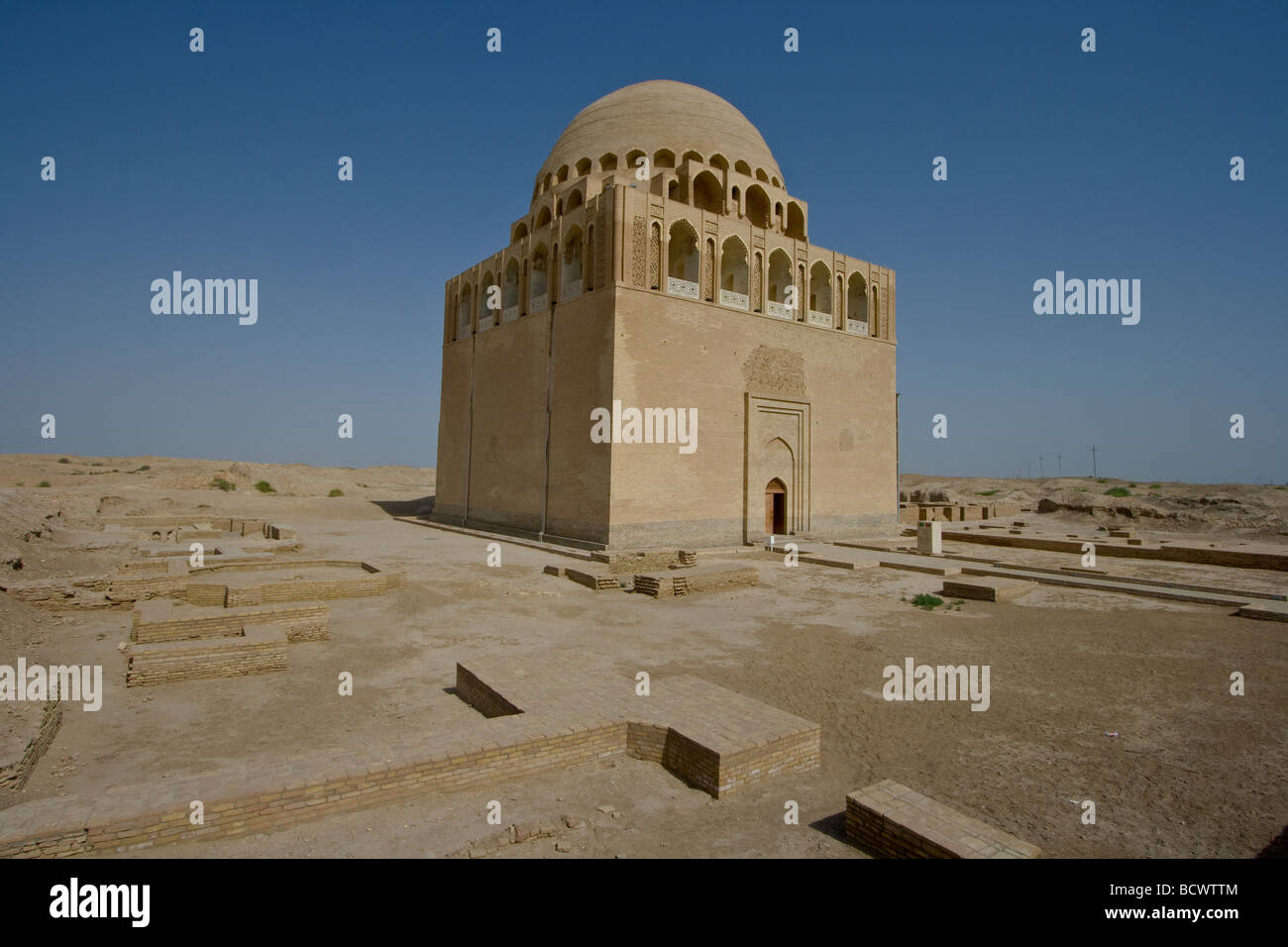 Sultan sanjar mausoleum hi-res stock photography and images - Alamy