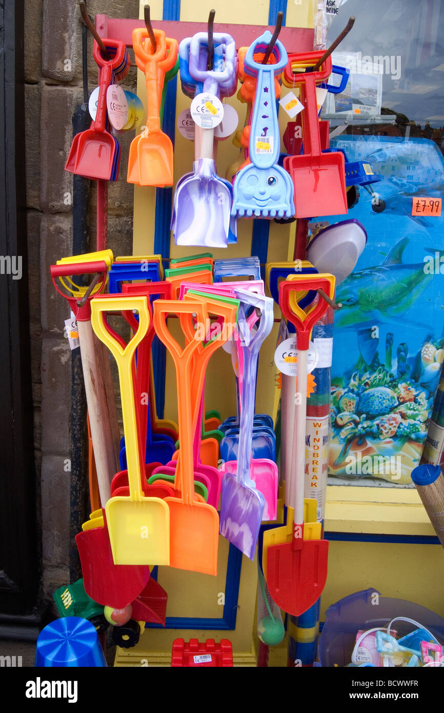 Bucket and spades spade buckets hi-res stock photography and images - Alamy