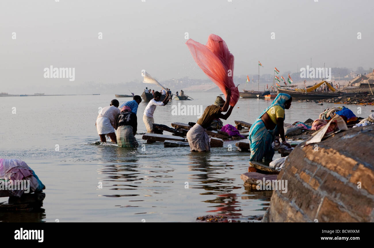 Washing in the river ganges hi-res stock photography and images - Alamy