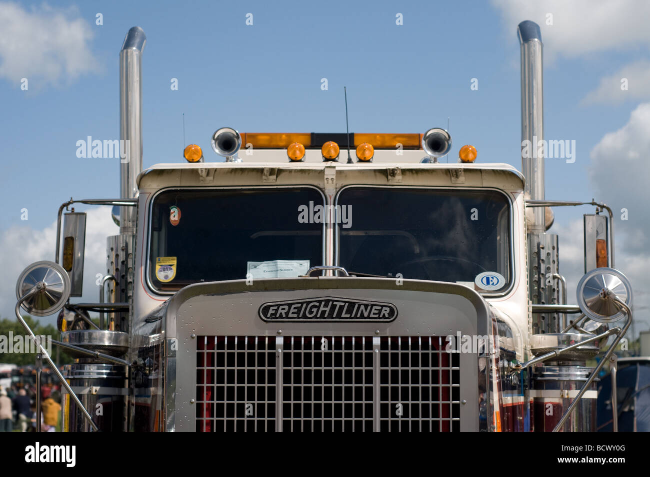 Close crop front view of american freightliner truck or rig Stock Photo ...