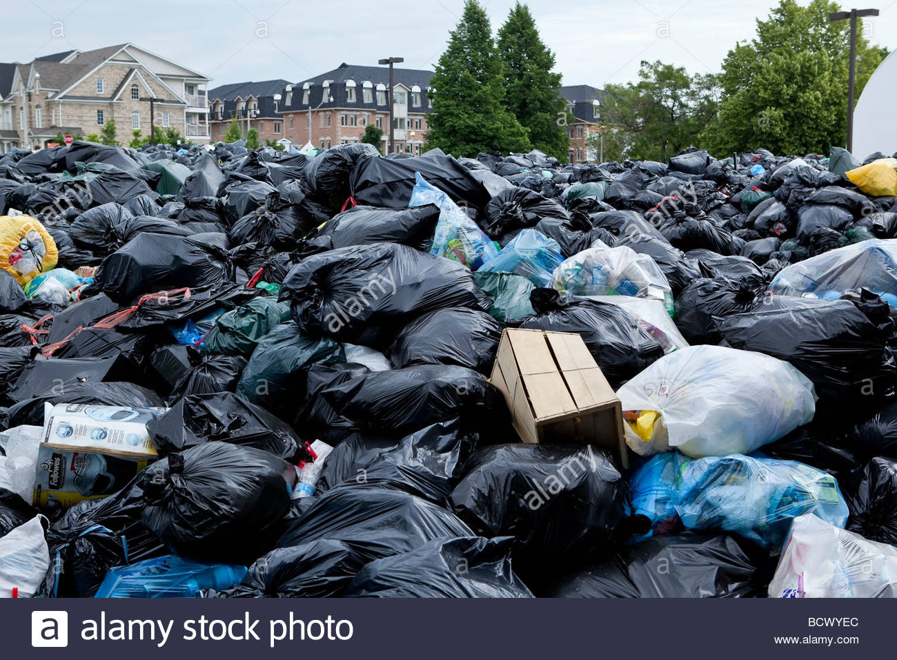 Garbage Strike Stock Photos & Garbage Strike Stock Images - Alamy