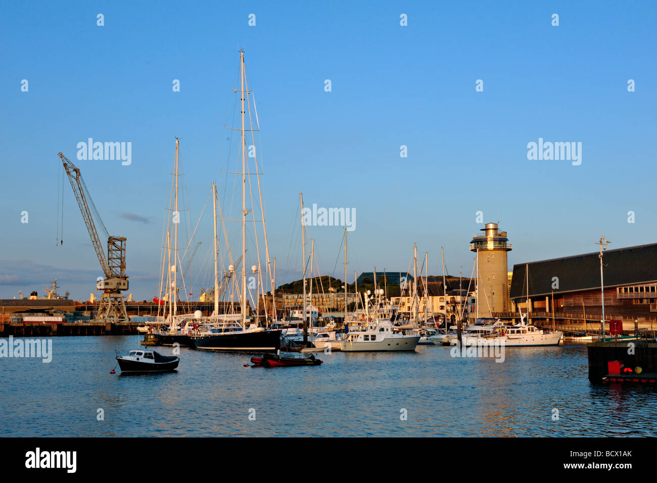 Falmouth harbour cornwall hi-res stock photography and images - Alamy