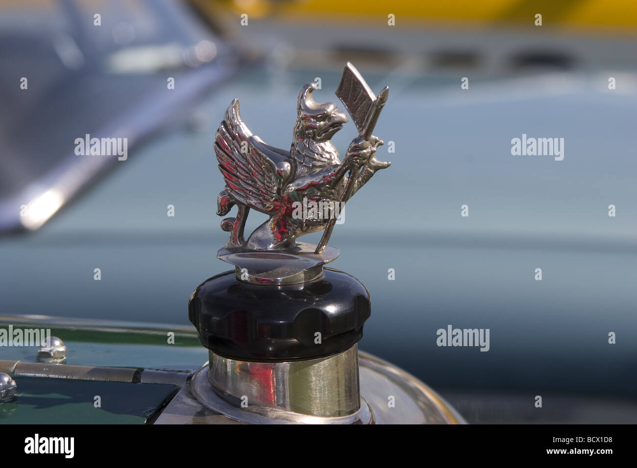 Winged bonnet hi-res stock photography and images - Alamy