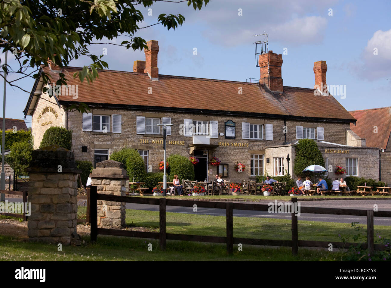 rutland english pub Stock Photo - Alamy