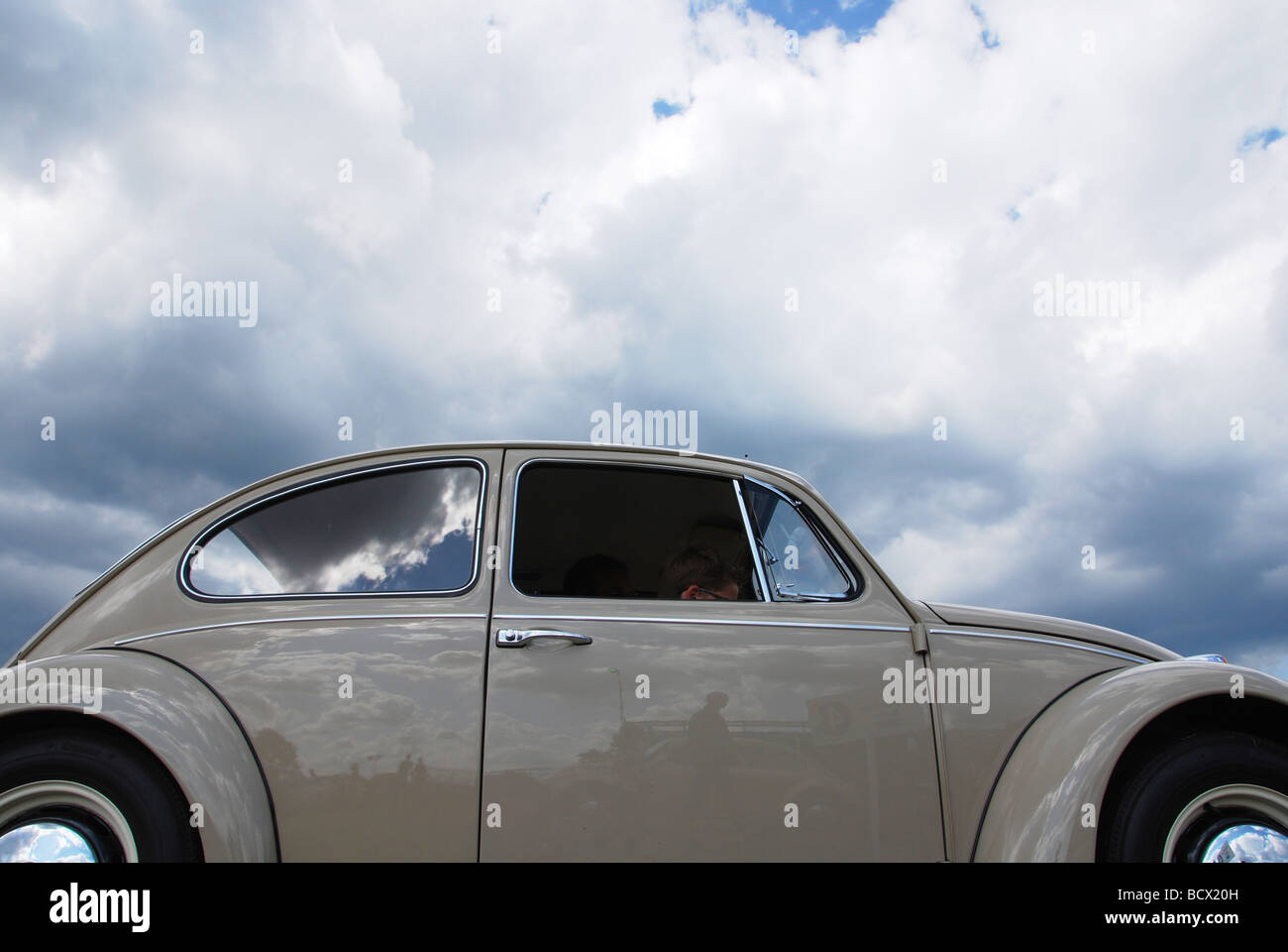 Classic grey VW beetle Stock Photo - Alamy