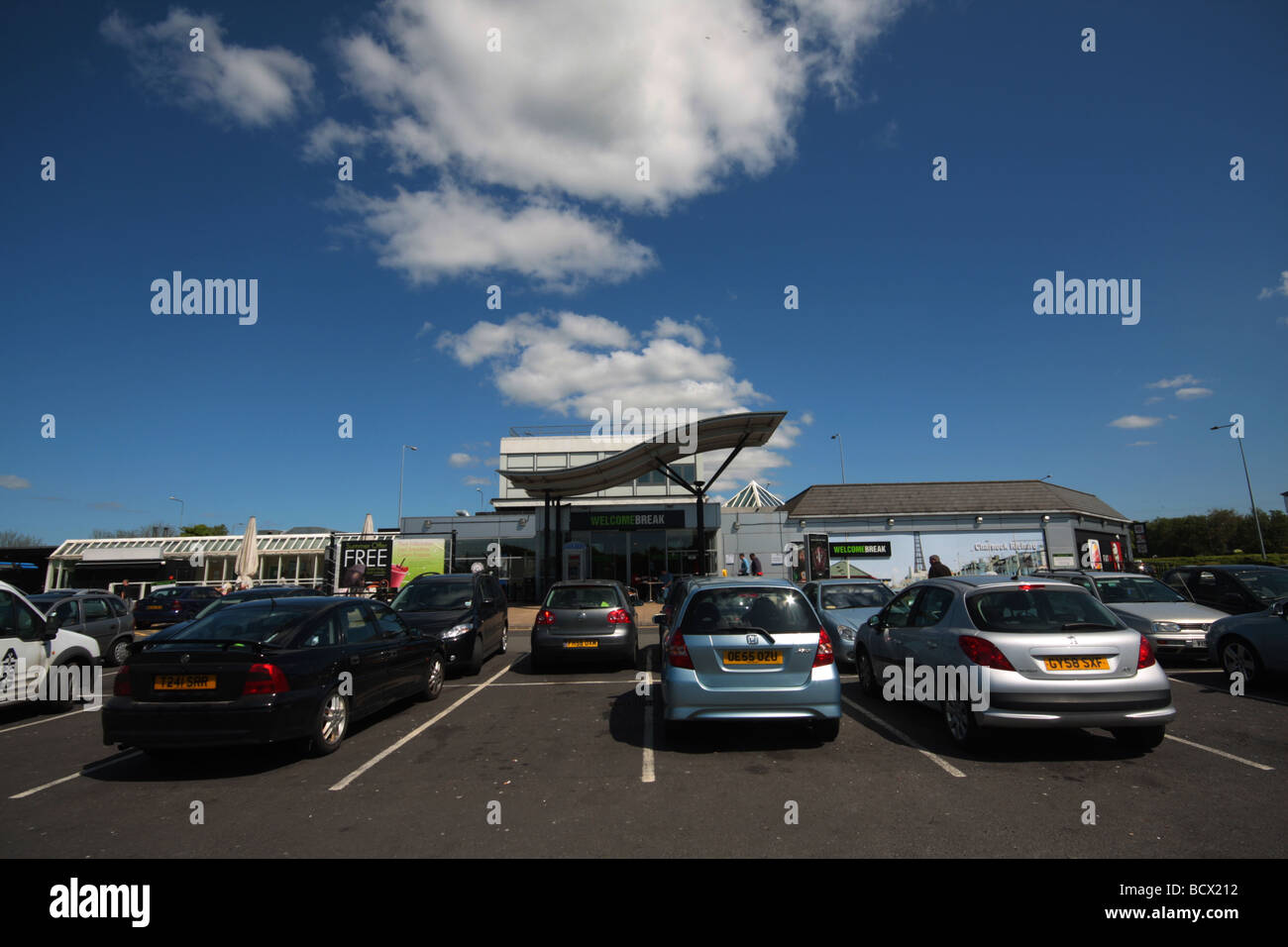 Motorway service station Stock Photo - Alamy
