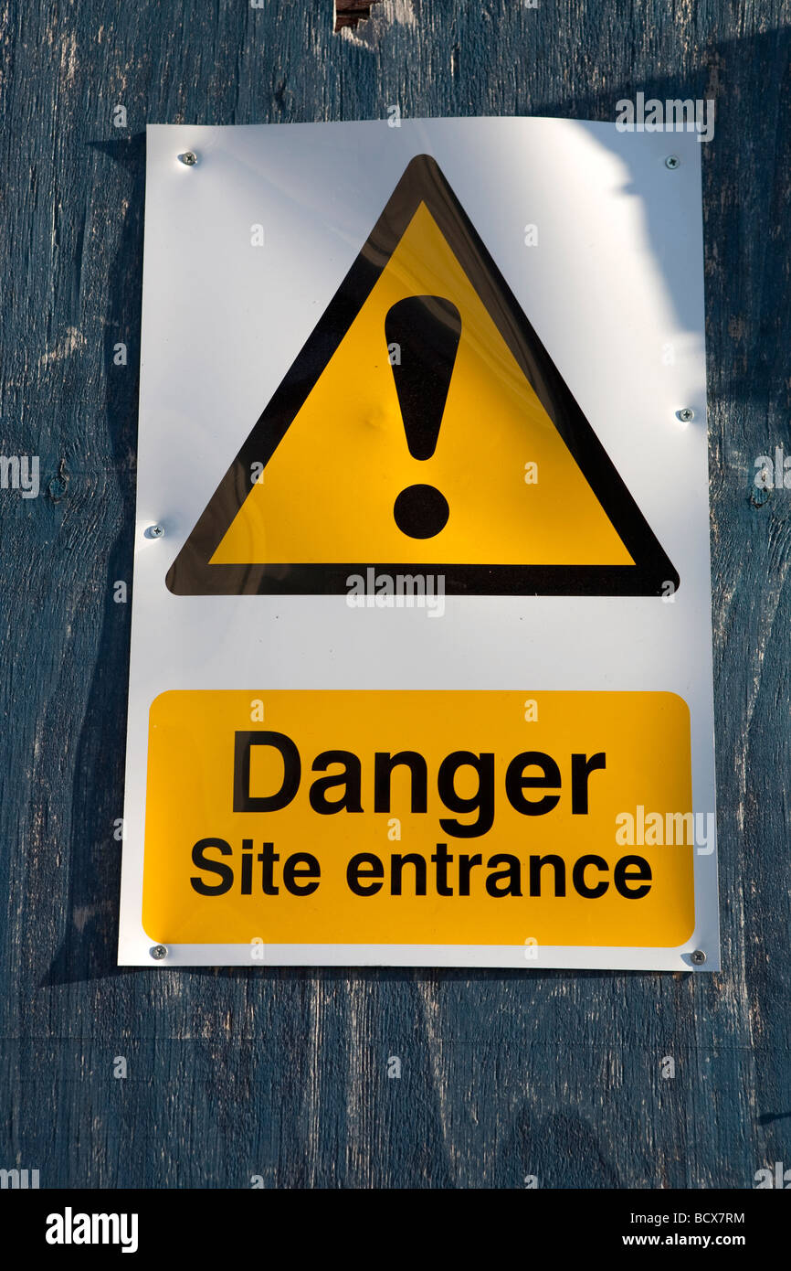 danger site entrance sign. rustic weathered distressed background Stock ...
