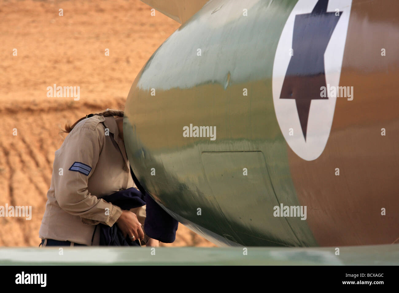 Israeli Air force Technician working on a jet engine Stock Photo - Alamy