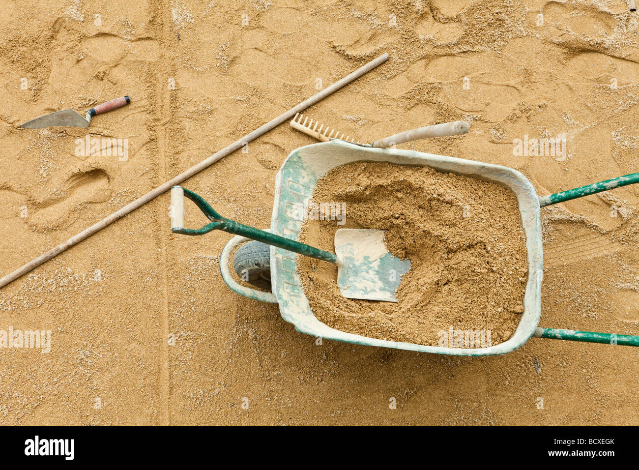 Tools used for block paving a domestic drive Stock Photo - Alamy