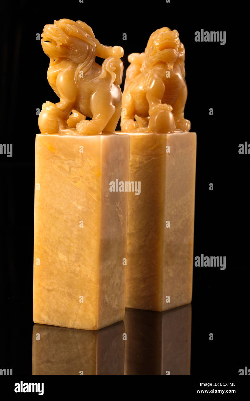 Vertical still life antique objects hi-res stock photography and images ...