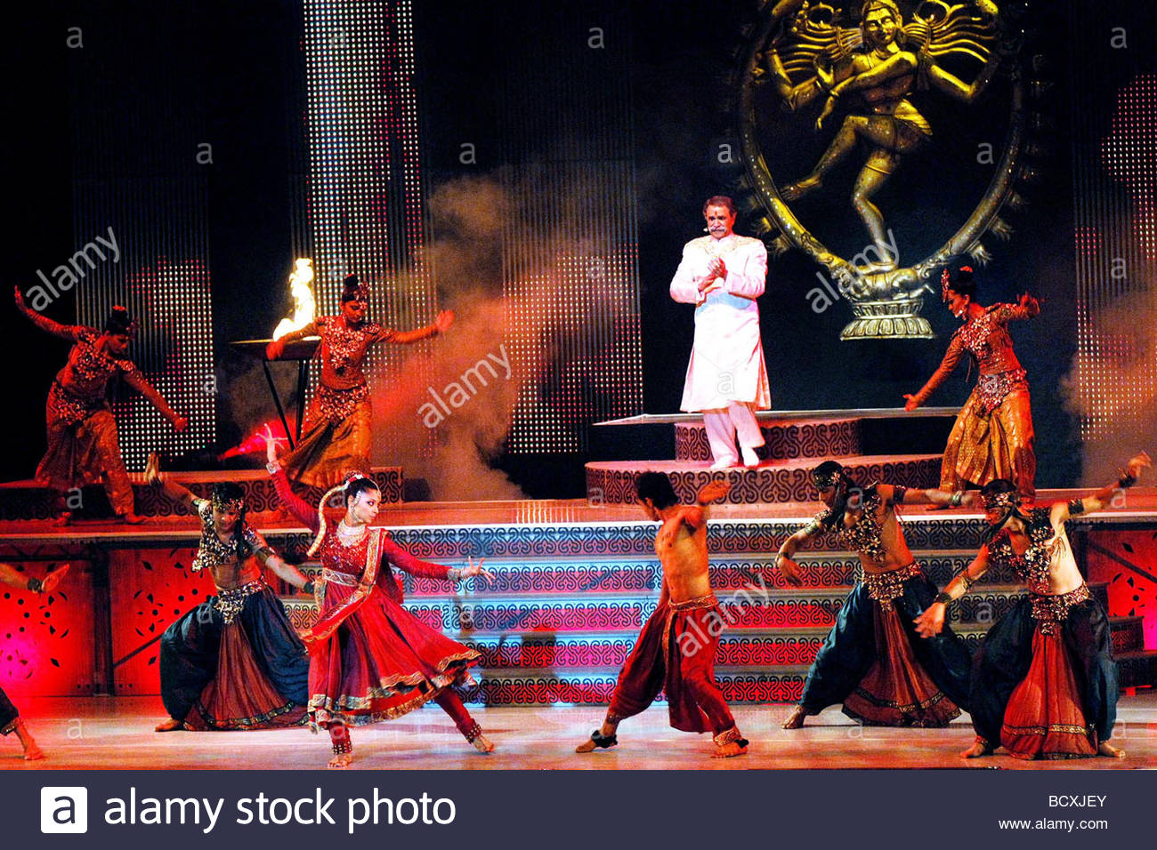 Stage Show High Resolution Stock Photography and Images - Alamy