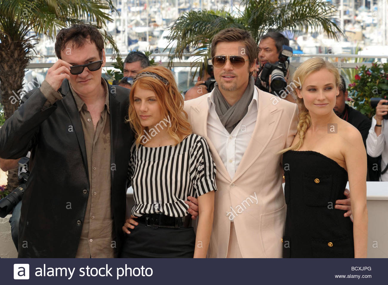 Melanie Laurent Brad Pitt Diane High Resolution Stock Photography and Images - Alamy