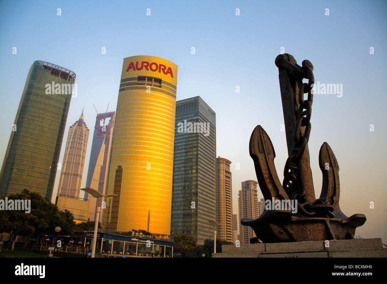 Bund color hi-res stock photography and images - Alamy