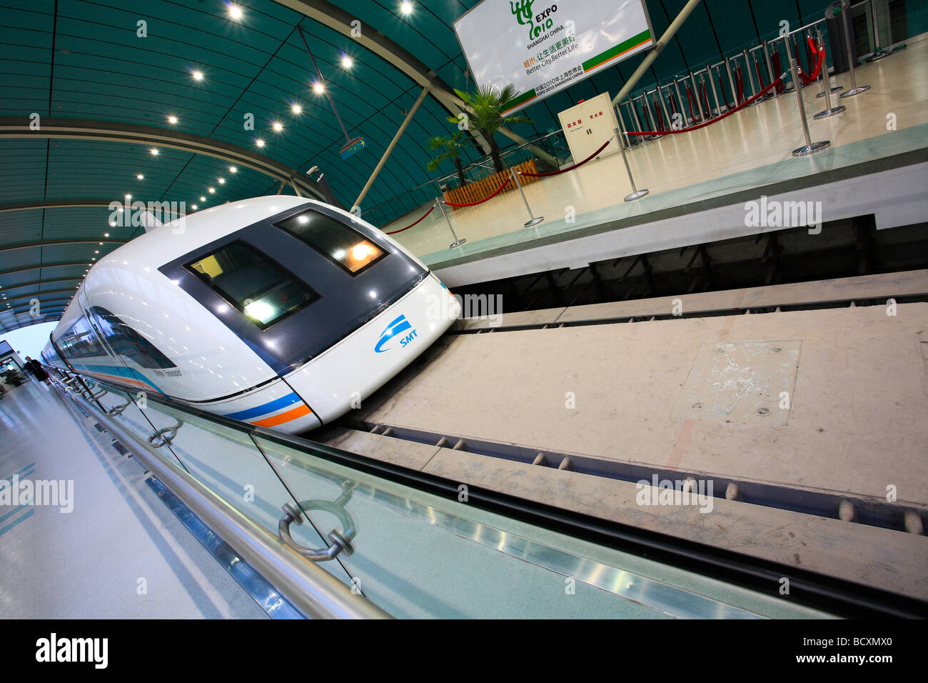 Suspended railroad hi-res stock photography and images - Alamy