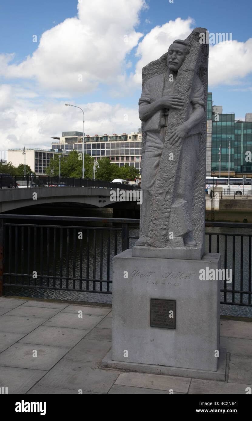 Matt talbot statue hi-res stock photography and images - Alamy