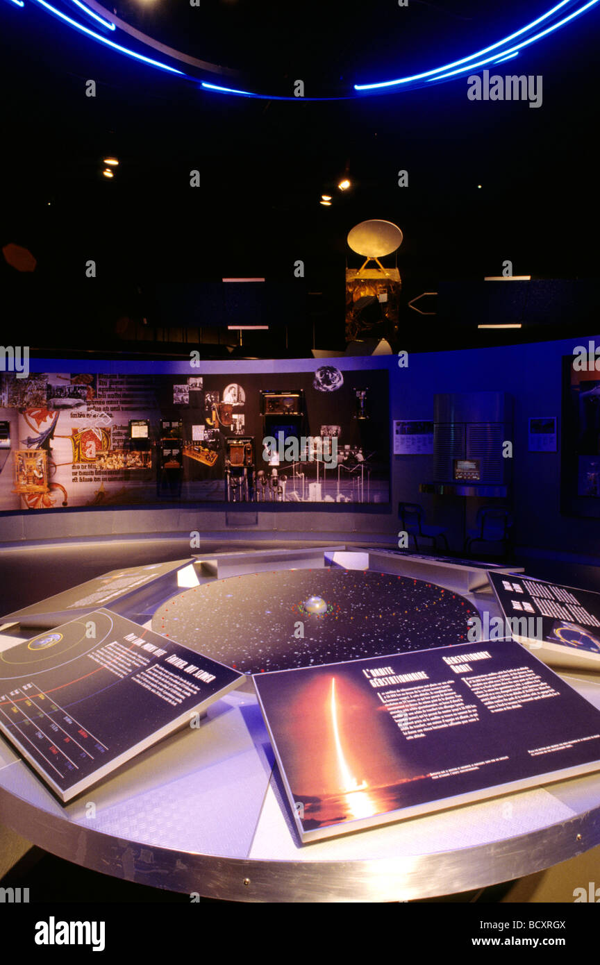 cosmodome space science centre and space camp, laval, montreal, canada ...