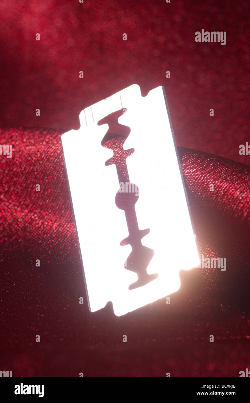 Shining shaving razor Stock Photo - Alamy