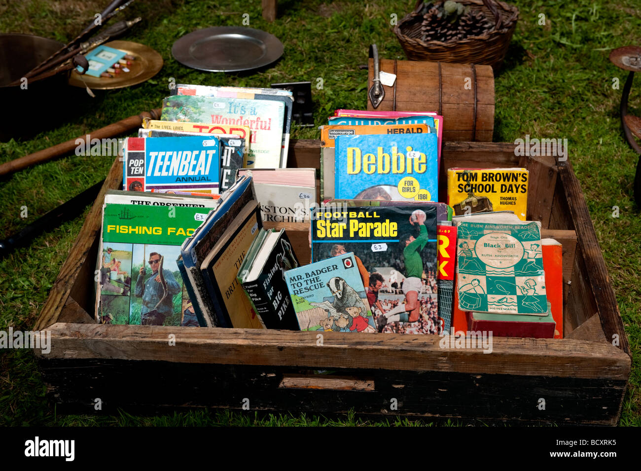 A box of old childrens books Stock Photo - Alamy