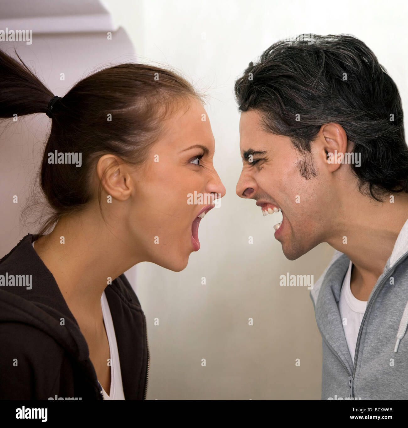 couple shouting each other Stock Photo - Alamy