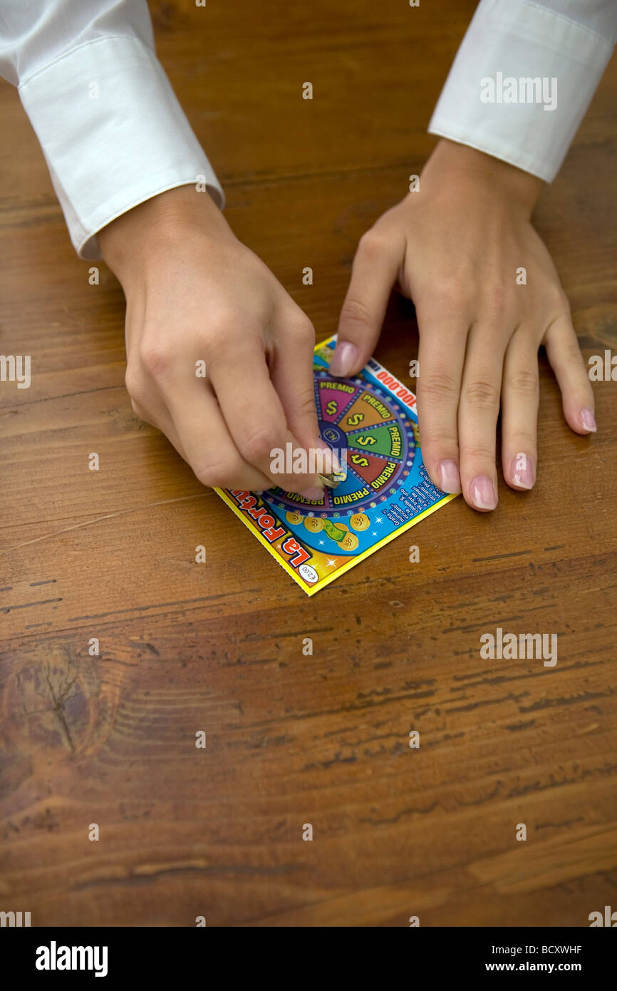 Scratch card win hi-res stock photography and images - Alamy